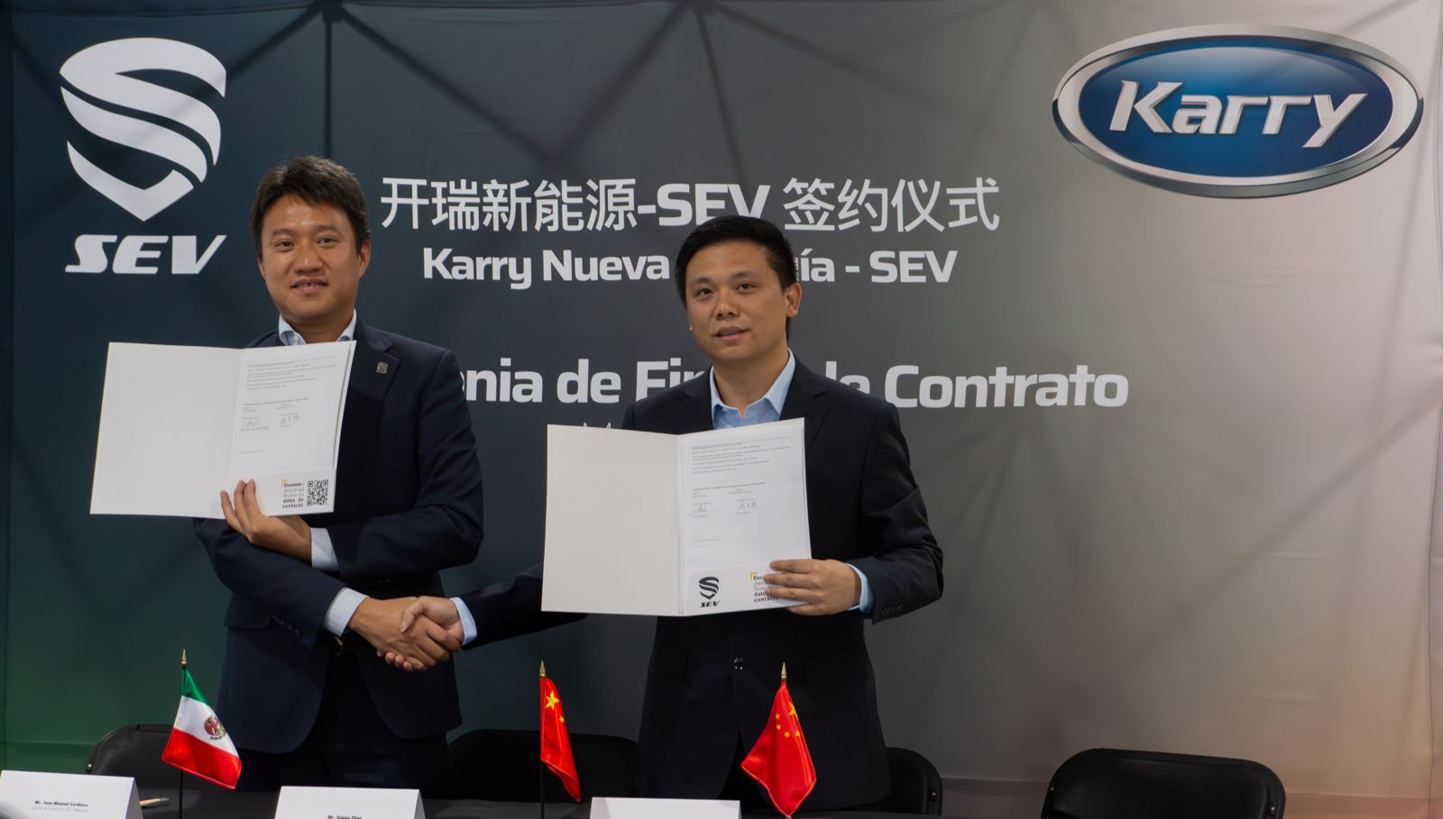 SEV y Karry firman convenio para venta de vehículos - SEV